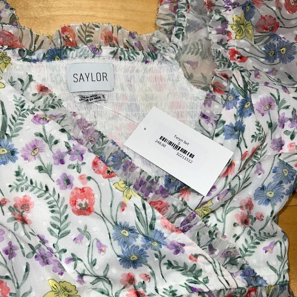 SAYLOR | Tops | Saylor Teryn Multi Floral Cropped Top | Poshmark
